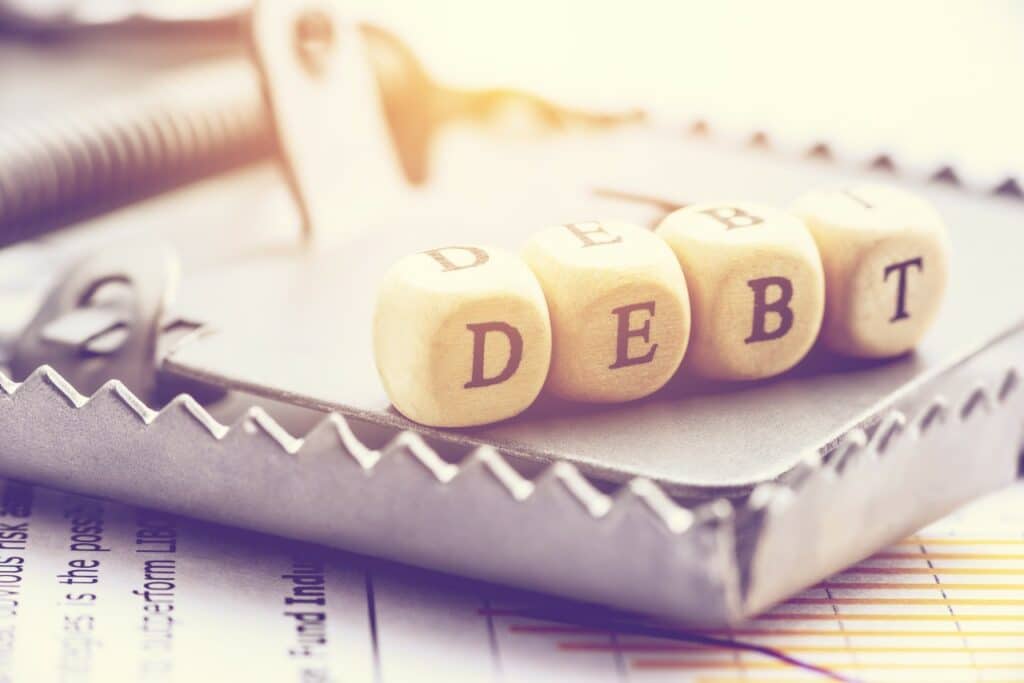 Survey Finds Consumer Debt is Making History (And Not In A Good Way ...